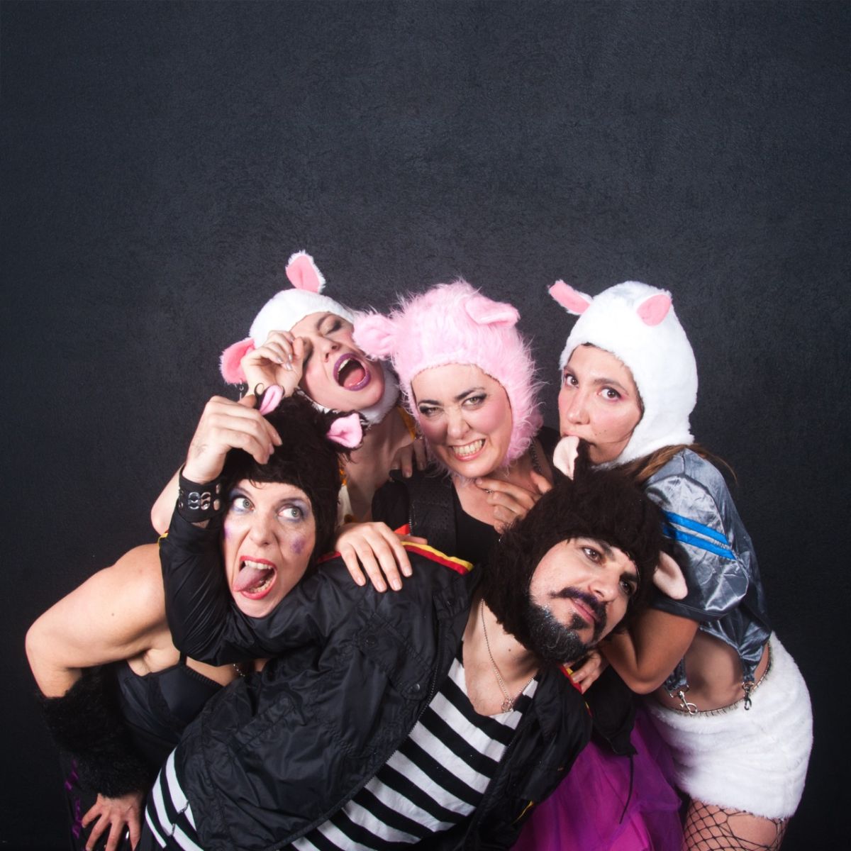 Queer Punk: Pequeño Bambi presentará en vivo su Disco Debut – INDIETEKA